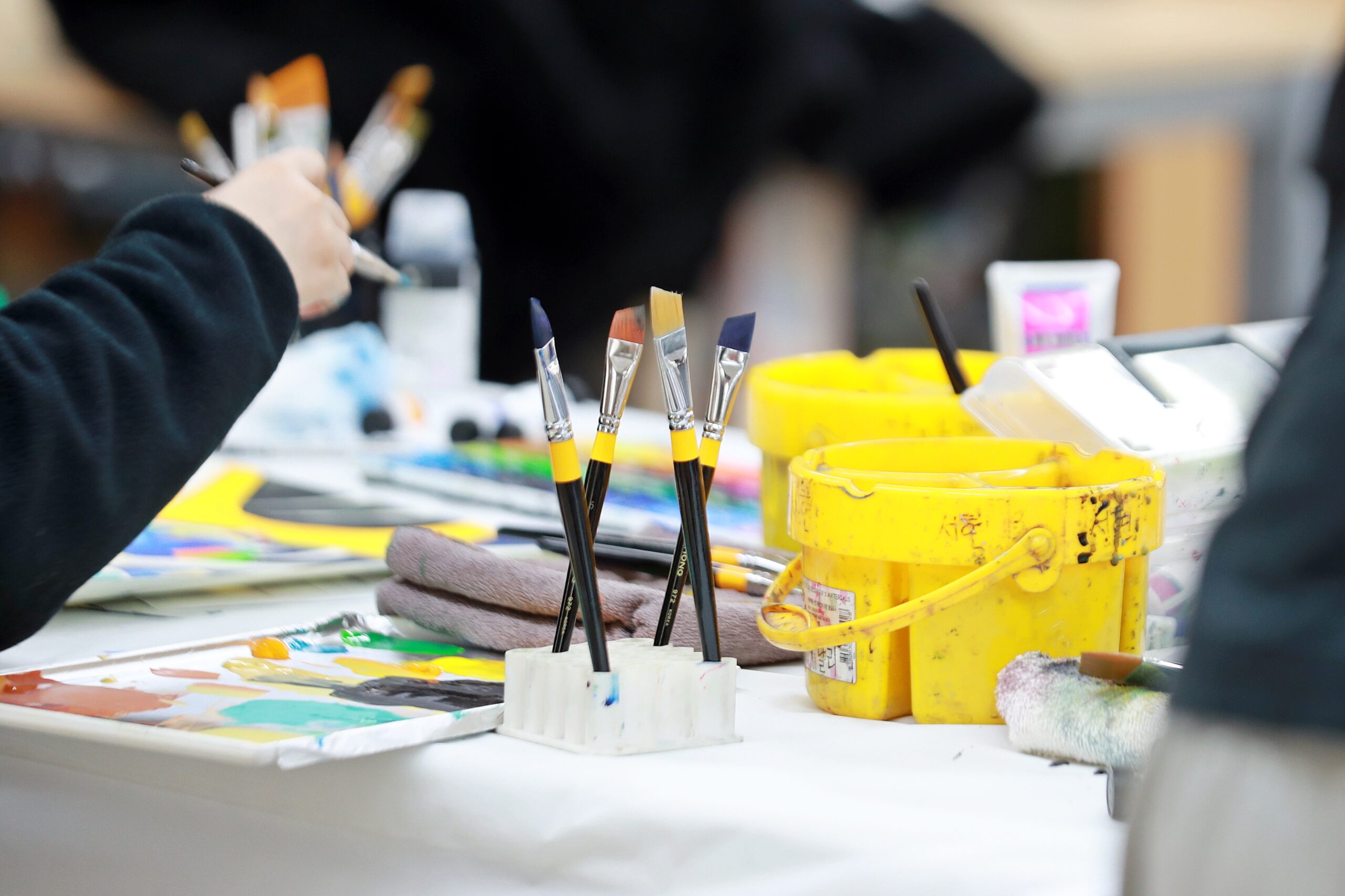 【照片】读书馆举办美术技能考试 – 国际教育院