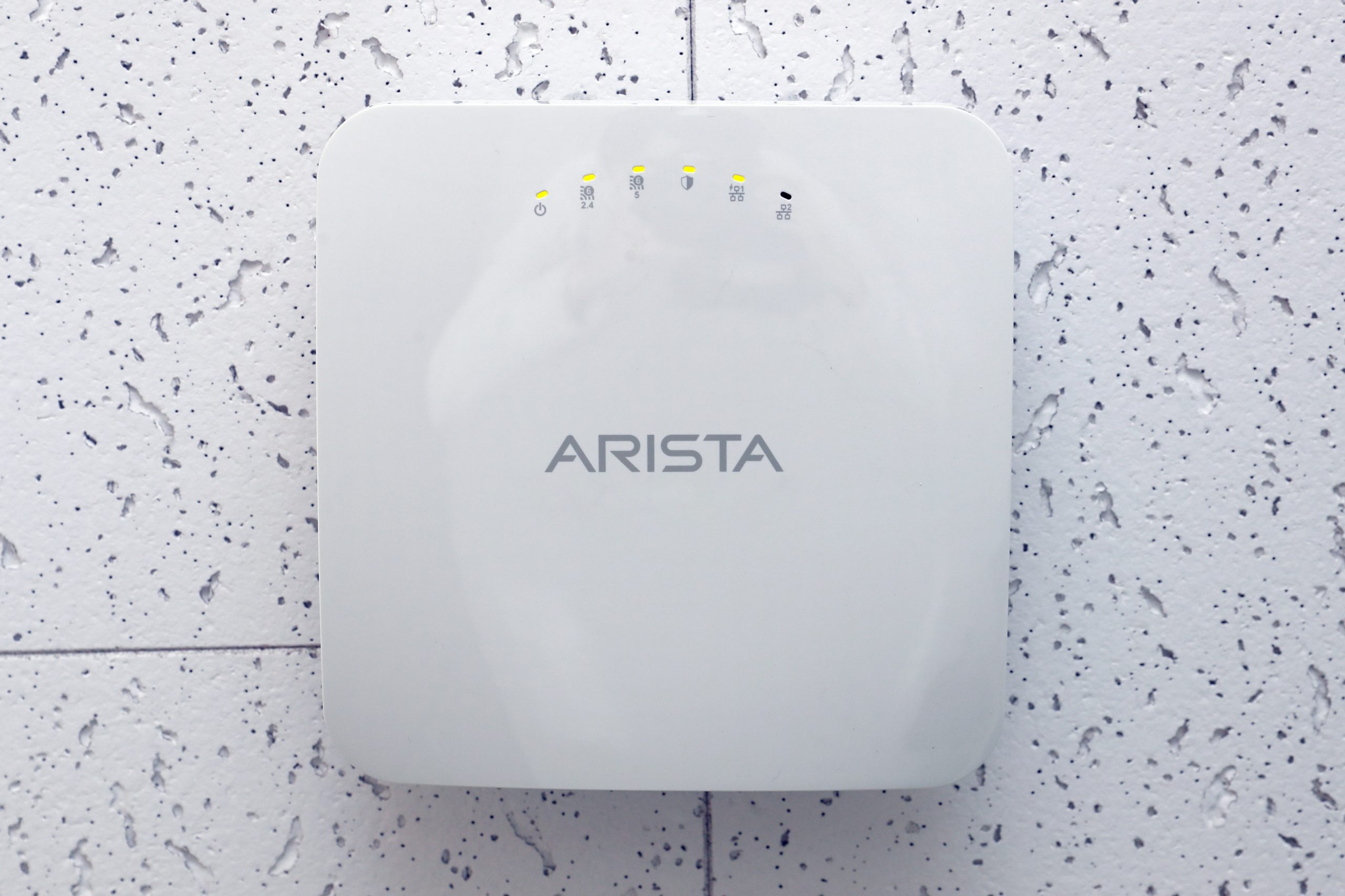 [비하인드] 와이파이 6년 만에 재구축… 배경은? – 경영정보학과